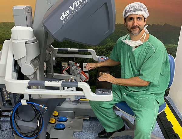 Dr. Lucas Batista - Dr. Lucas Batista